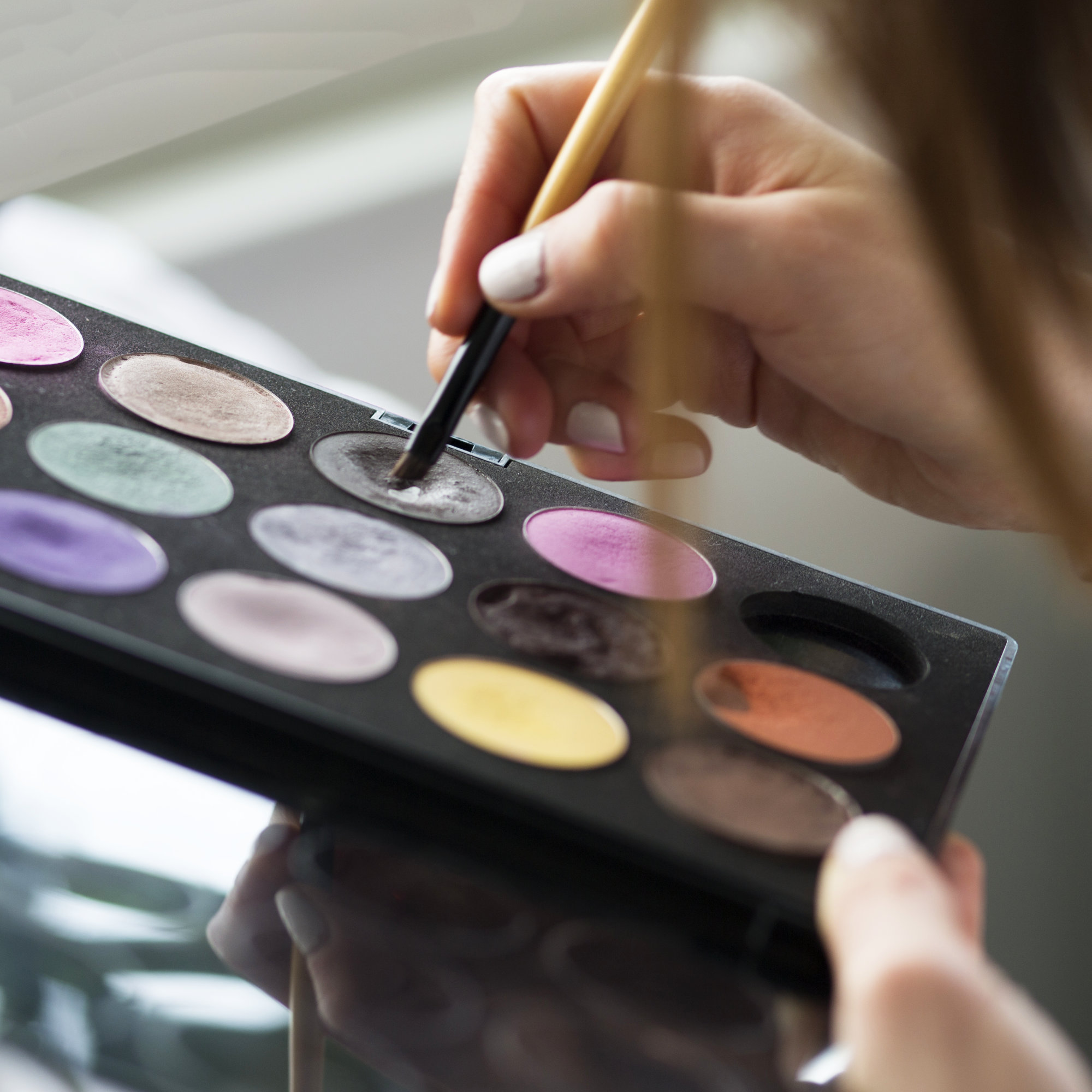 Personal Makeup – IRI EDER